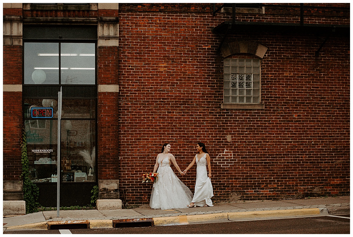 Intimate Stillwater Wedding at the Lora Hotel - Celisia Stanton Photography